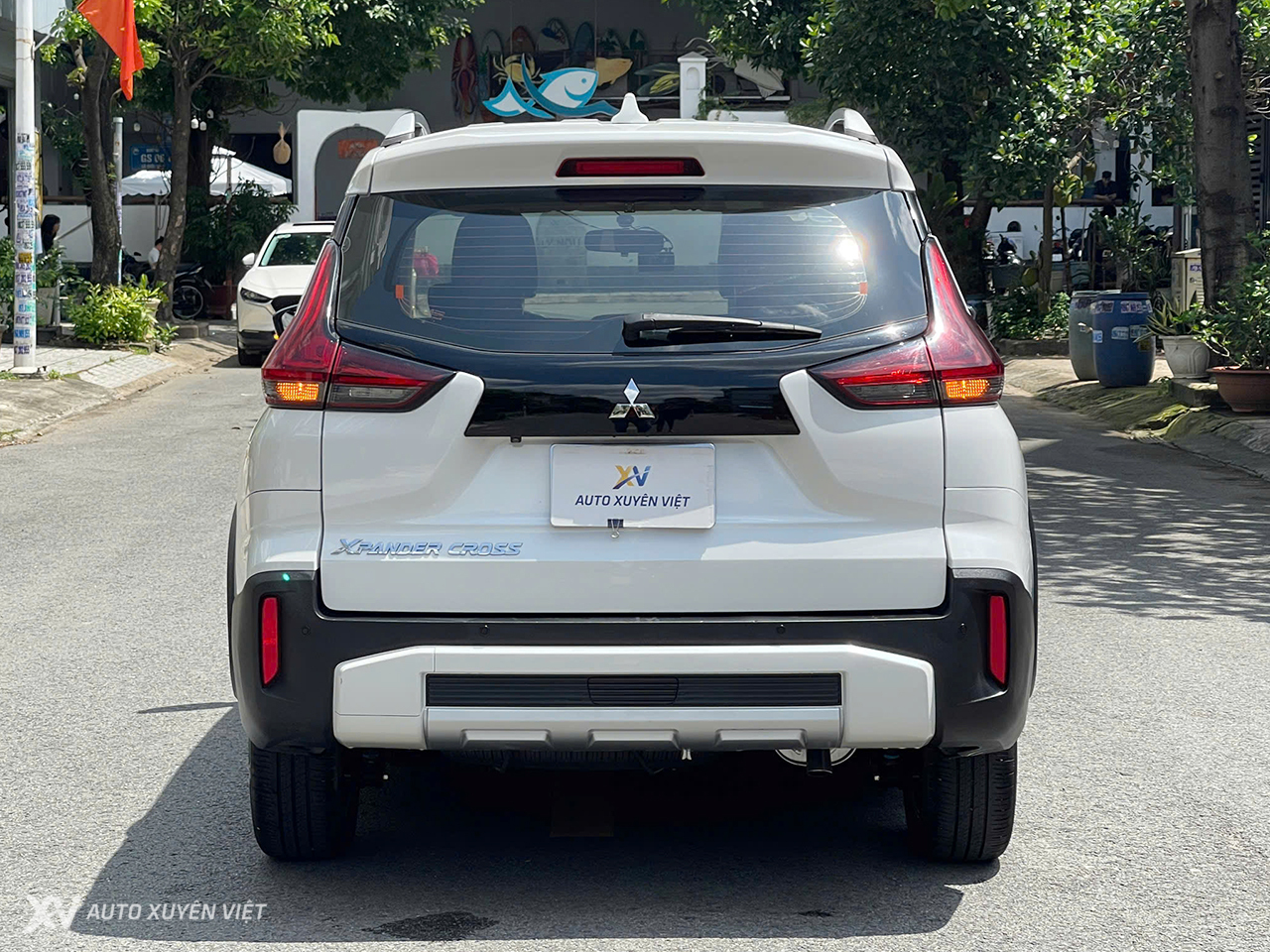 Bán Xpander Cross 1.5AT 2021